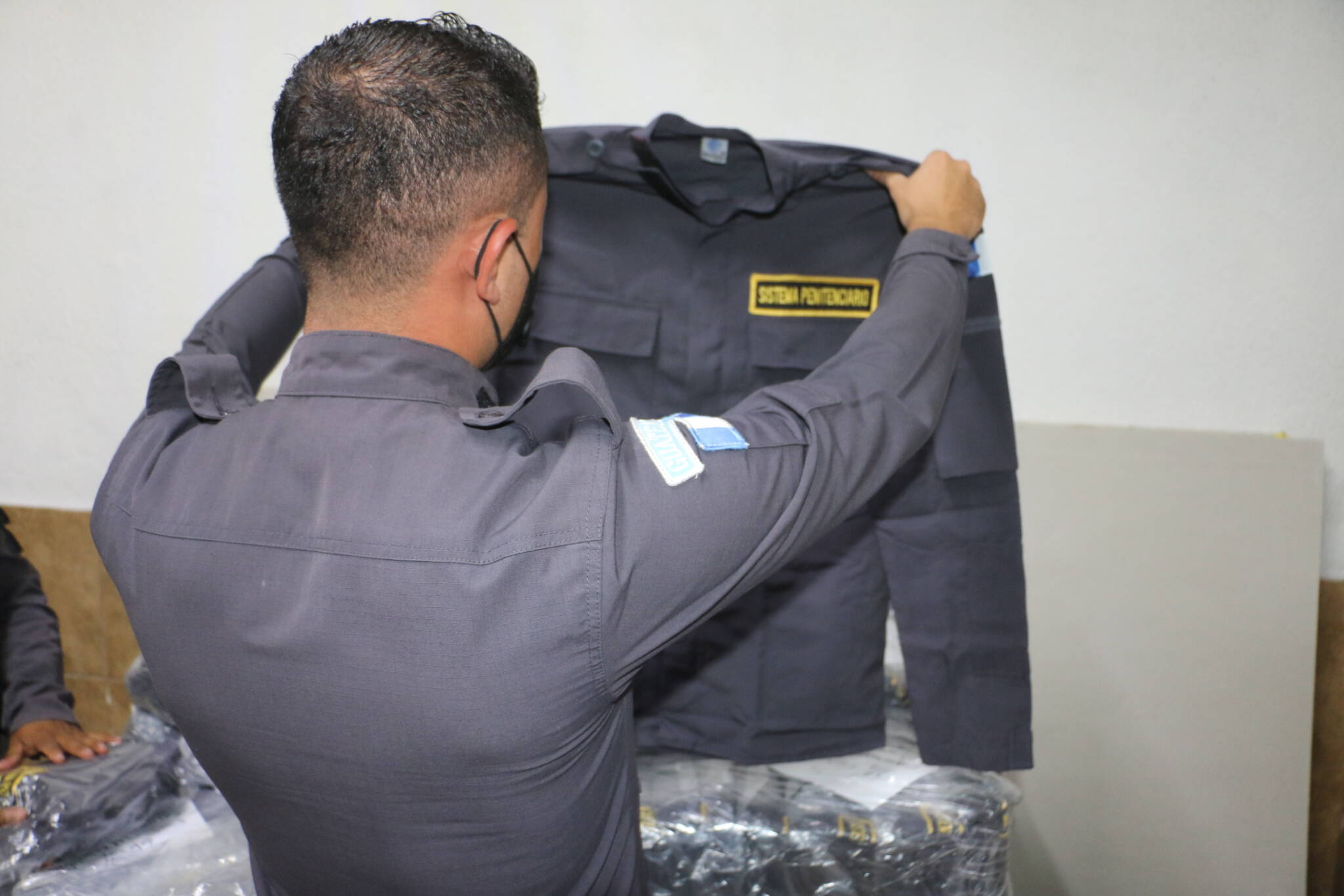Verifican calidad y material que se utiliza en la confección de ...